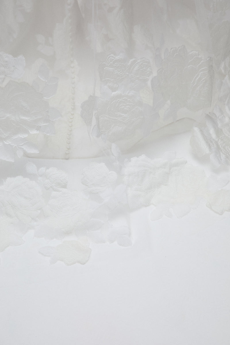 Marcelina Veil – Amsale